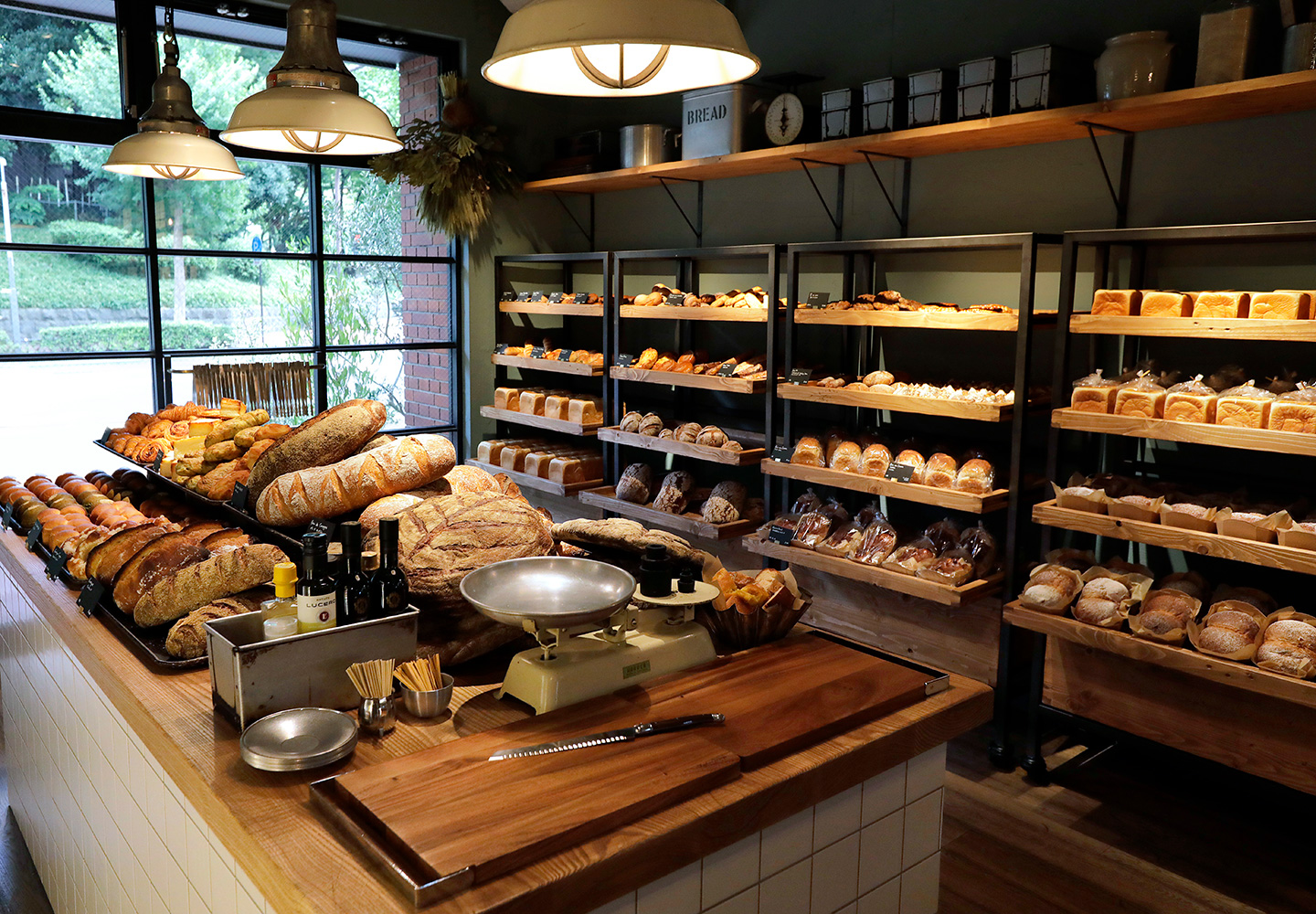 MORETHAN Bakery | ザ ノット 東京新宿